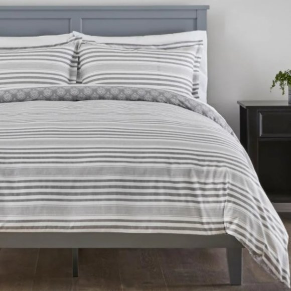 StyleWell | Bedding | King Farmhouse Gray Abstract Stripe Duvetcover ...